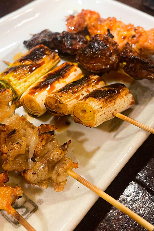 Tokyo: Night Tour of Bars and Izakayas in Shinjuku - English / Spanish - Inclusions and Exclusions