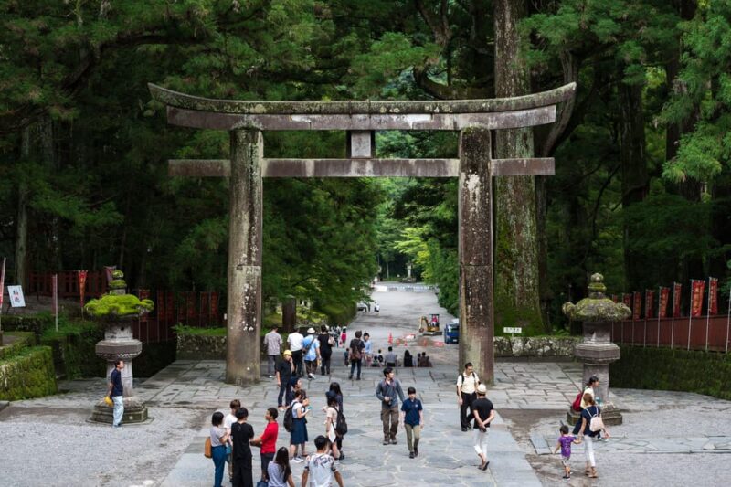 Tokyo Nikko Toshogu Shrine Iroha-zaka Lake Chuzenji Day Tour - Tour Inclusions