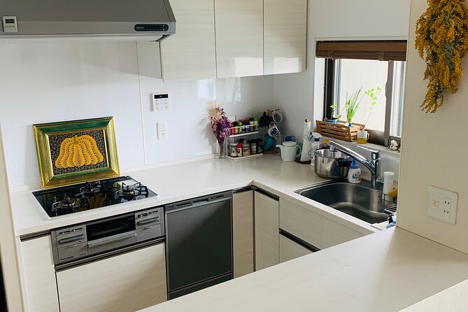 Tokyo Onigiri & Tonjiru Leaning Experience+ Grocery Store Tour - Participant Feedback