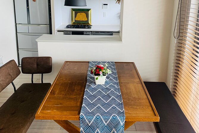 Tokyo Onigiri & Tonjiru Leaning Experience+ Grocery Store Tour - Hands-on Cooking and Learning