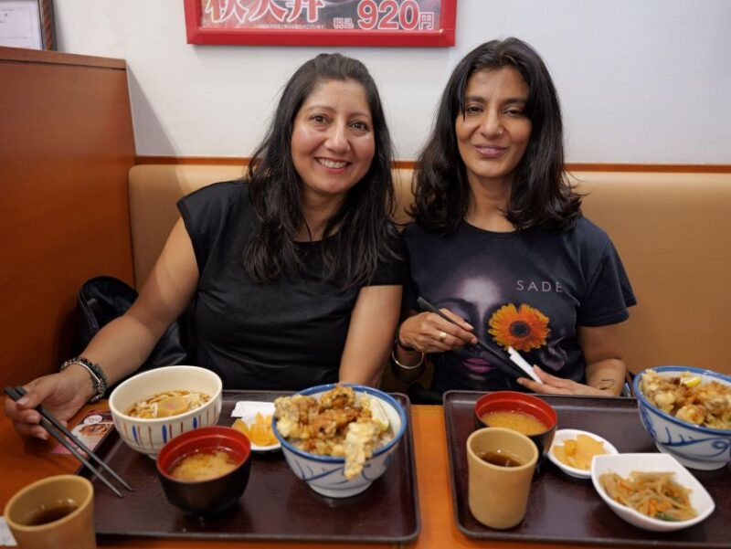 Tokyo: Private Custom Walking Tour With Local Guide - Capturing the Beauty of Tokyo