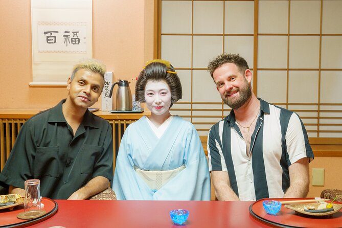 Tokyo Private Dinner With Geisha - Photography Opportunity