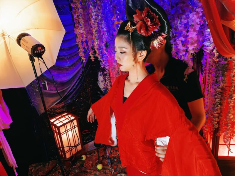 Tokyo: Private Makeover Photography Studio in Luxury Kimono - Inclusions and Additional Services