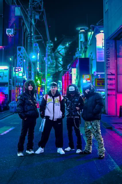 Tokyo Private Photo Tour With Nightstreet Neon Photographer - Key Points