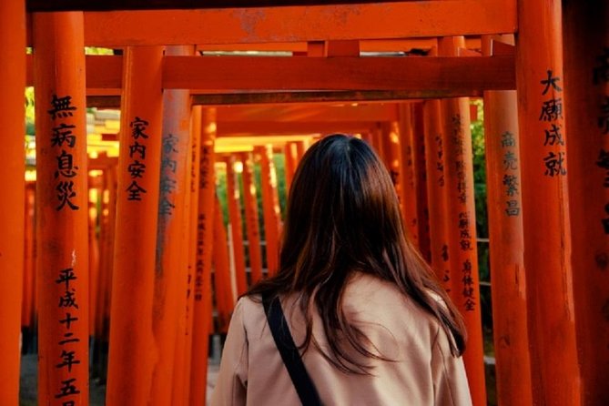 Tokyo Private Tour to Learn History and Shinto - Experiencing the Red Torii Gate at Nezu Shrine