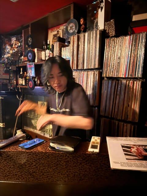 Tokyo Retro Vibes: Dive Into Shimbashi'S Hidden Gems - Tips for an Unforgettable Experience