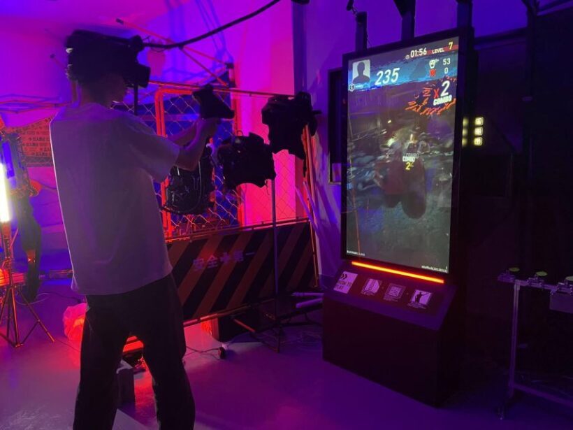 Tokyo: Robot Piloting Attraction Ticket - The VR Component: A Tech Lover’s Dream