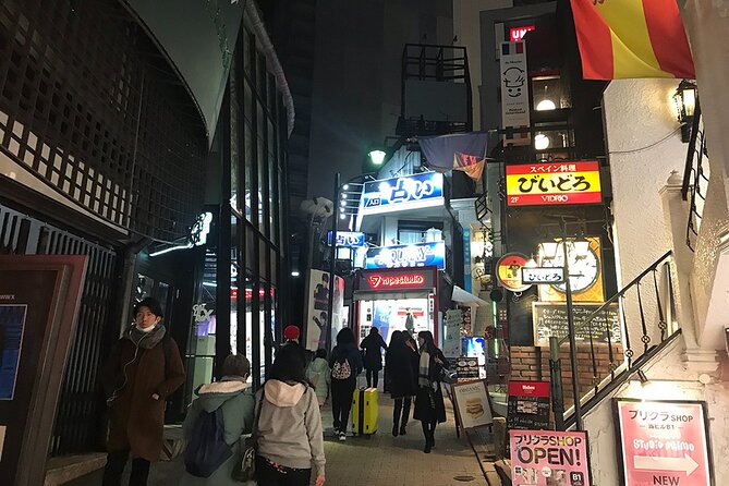 Tokyo Shibuya Crossing Walking Tour - Unique Shops and Dining Experiences