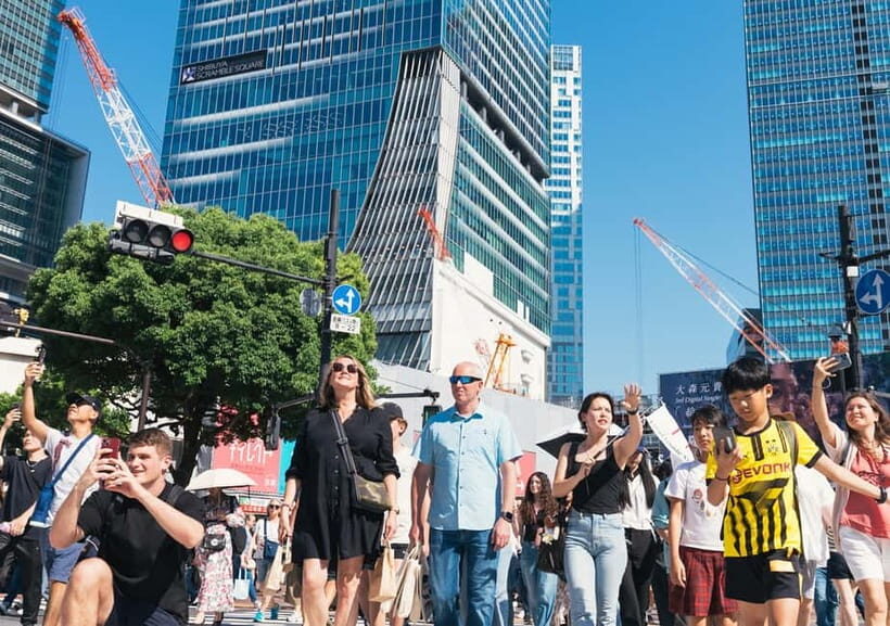 Tokyo: Shibuya Highlights Walking Tour & Secret Backstreets - Key Points