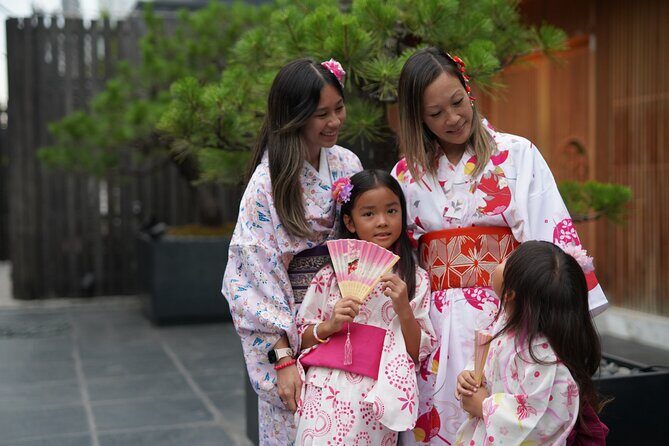 Tokyo, Shibuya: Pro Photography in KIMONO / English-friendly - Who Will Love This Experience?
