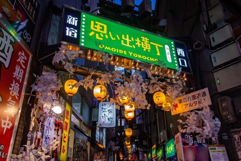 Tokyo: Shinjuku Backstreets Night Walking Tour - Included & Not Included: What You Get for Your Yen