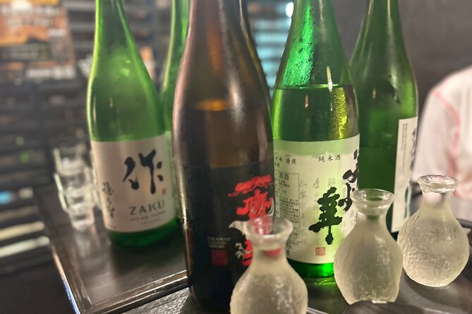 Tokyo Shinjuku: Discover Night Culture & Japanese Gourmet, Drinks - Key Points