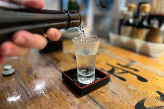 Tokyo: Shinjuku Food Tour (13 Dishes at 4 Local Eateries) - Guides and Personal Experiences