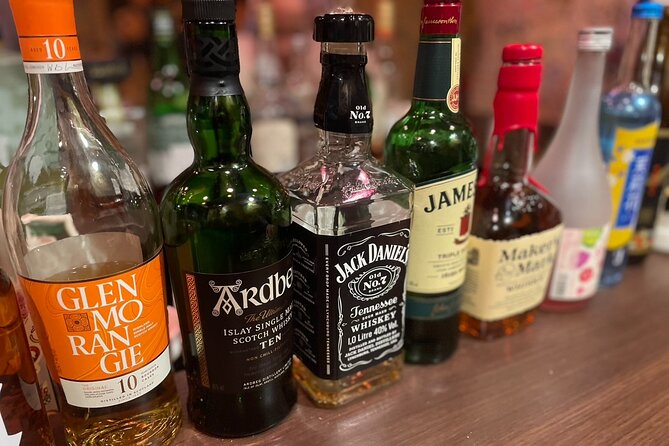 Tokyo: Shinjuku Golden Gai Bar Hopping That Only Locals Know - Savor the First Drink at Each Bar