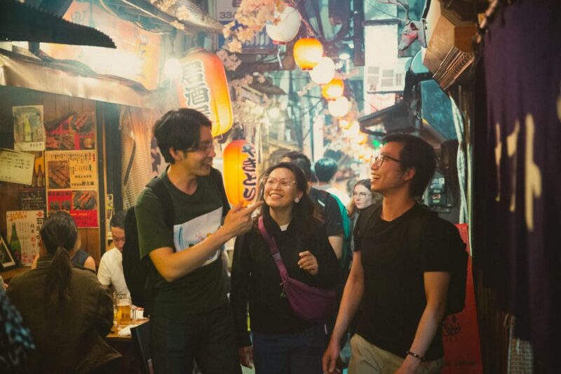 Tokyo: Shinjuku Izakaya and Golden Gai Bar Hopping Tour - Highlights of the Experience