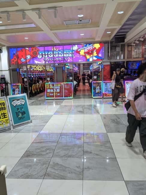 Tokyo Shinjuku : Private Walking Night Tour with Pachinko - Exploring Shinjuku’s Nightlife and Hidden Corners