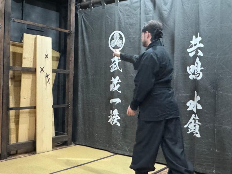Tokyo: Shinobi Samurai Premium EXP for Solo Travelers, 90min - Preparing for the Experience