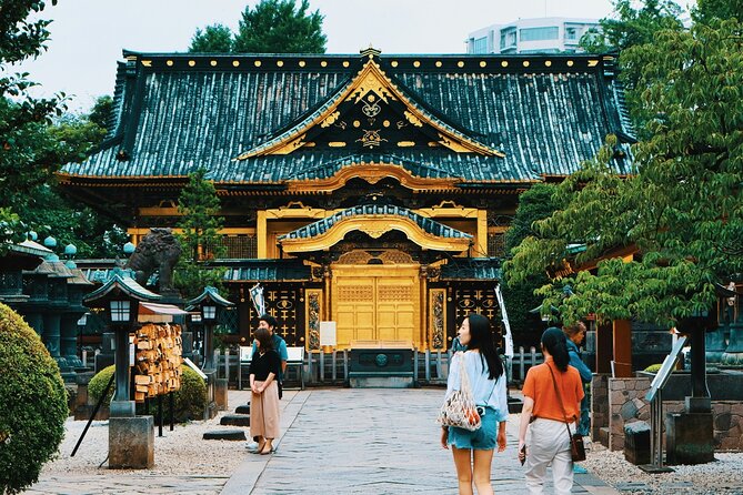 Tokyo: Shogun History Tour Visiting 3 Significant Shrines - Guide Reviews and Experiences