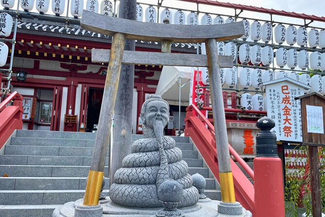 Tokyo: Shogun History Tour Visiting 3 Significant Shrines - Visiting the Kanda Shrine