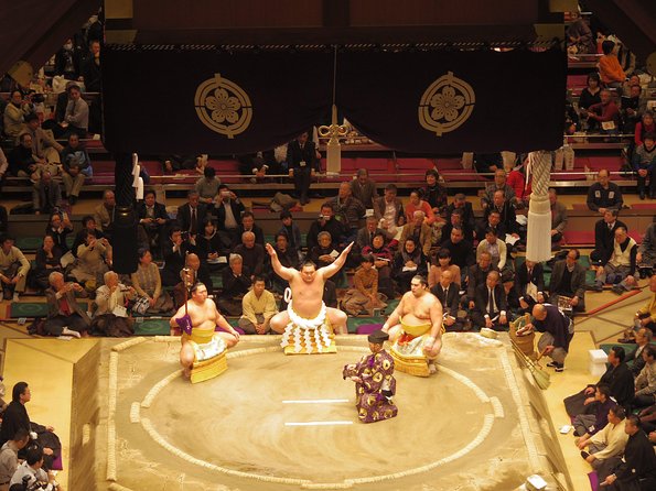 Tokyo Sumo Wrestling Tournament Experience - Analyzing the Price and Value