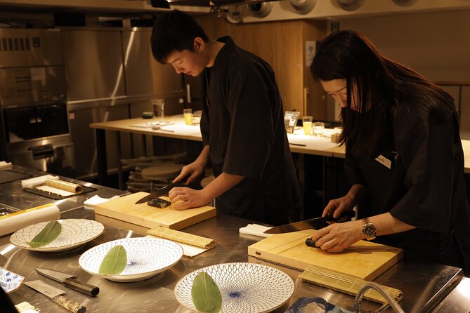 Tokyo: Sushi Making Class With Chef and Culture - Exploring the Picturesque Meeting Point in Nishiazabu