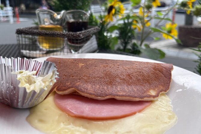 Tokyo Sweets Tour: Hidden Gems & Matcha at an Old Tea House - Savoring Local Sweets and Brunch