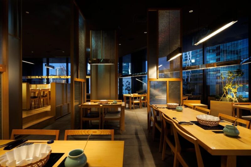 Tokyo: Temari Sushi-Making Experience and 72 Sake Tasting - Sushi-Making Experience