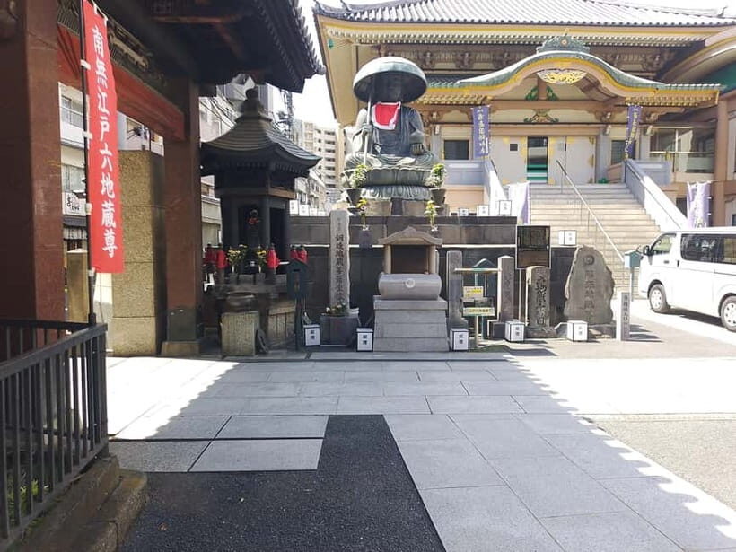Tokyo: Temples and Rikugien Gardens Guided Walking Tour - Practicalities and What to Expect