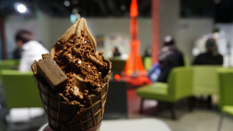 Tokyo Tower Secret Photo Spot and Skyline Tour - Ice Cream Treat at the End