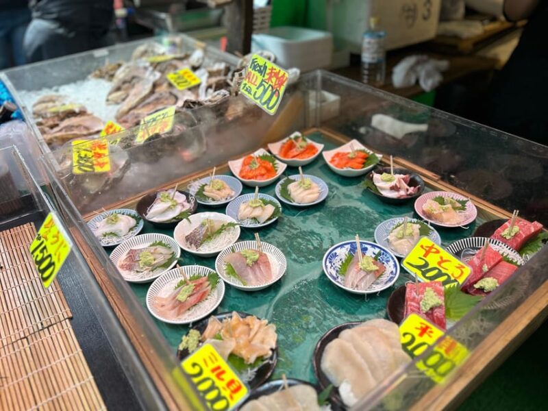 Tokyo: Toyosu & Tsukiji Market Adventure With Tuna Auction - Experiencing the Tuna Auction