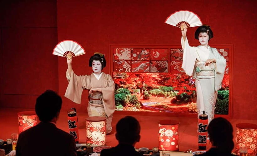 Tokyo: Traditional Geisha Experience Show & Japanese Dinner - The Experience in Detail