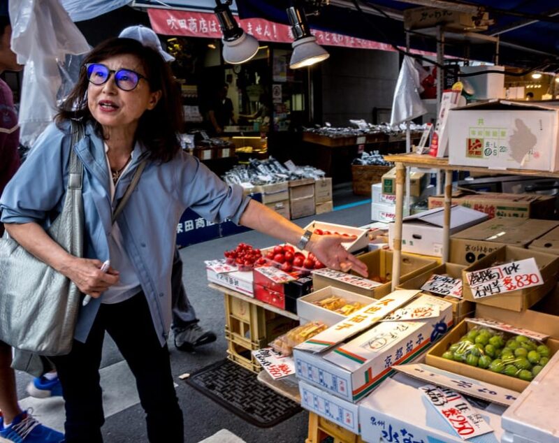 Tokyo : Tsukiji Fish Market 90MIN Walking Tour - Recommended Dining and Shopping