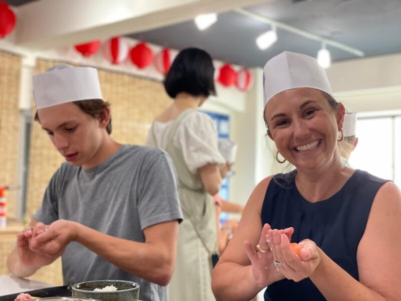 Tokyo: Tsukiji Fish Market Sushi Making Class With Pro Chef - Customer Feedback