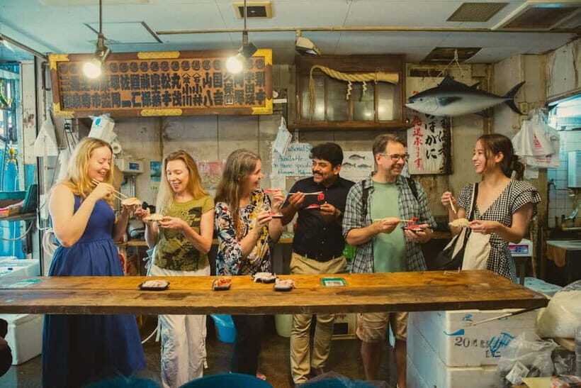 Tokyo : Tsukiji Fish Market Tour with Fresh Sashimi Tasting - Key Points
