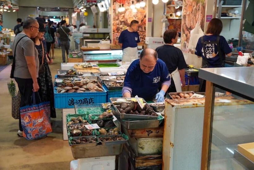 Tokyo: Tsukiji Market Food and Sake Tasting Tour - Who Will Love This Tour?