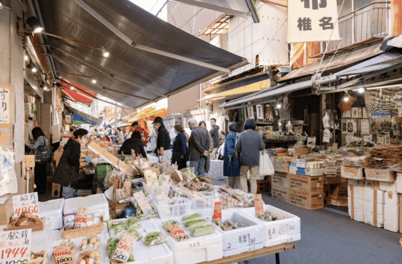 Tokyo: Tsukiji Walking Tour & Temari Sushi Making Experience - Temari Sushi Experience