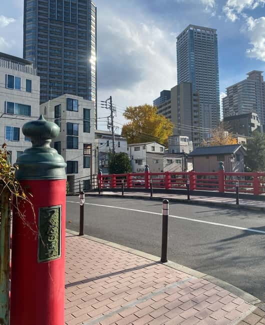 Tokyo: Tsukishima Walking Tour with Samurai Guide - Key Points