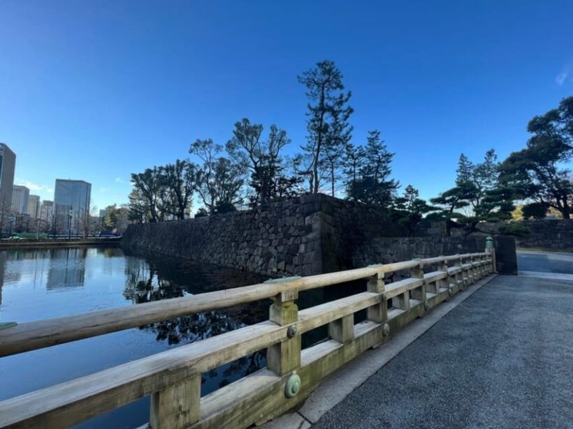 Tokyo walking tour around Imperial Palace and Tokyo Station - Key Points