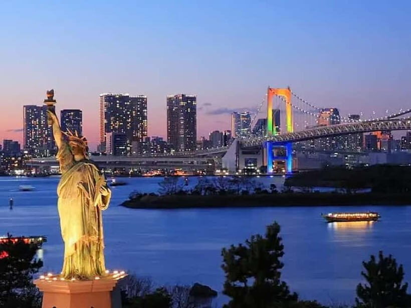 Tokyo: Yakatabune Dinner Cruise with Japanese Show & Drinks - Food and Drinks: A Culinary Highlight