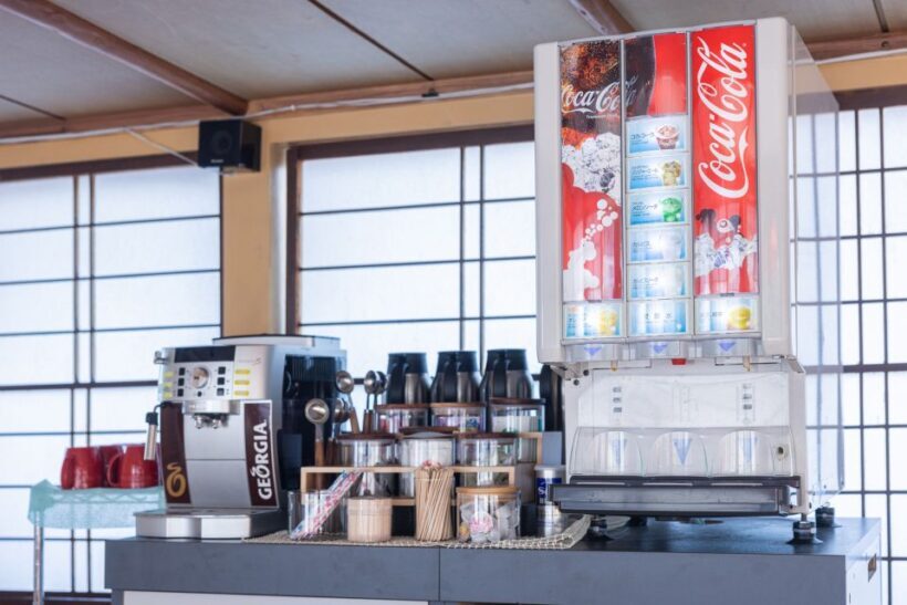 Tokyo: Yakatabune Dinner Cruise with Japanese Show & Drinks - FAQ