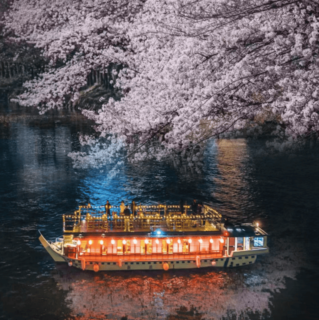 Tokyo: Yakatabune Dinner Cruise With Japanese Show & Drinks - Meal Options and Culinary Highlights