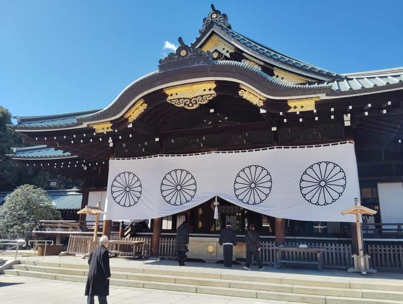 Tokyo: Yasukuni Shrine and Yushukan Museum Guided Tour - What to Expect from the Tour