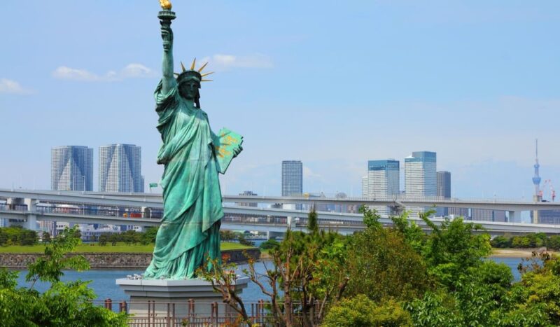 Tokyo/Yokohama: Car Meet Daikoku Parking Area - Odaiba: Traversing the Iconic Rainbow Bridge