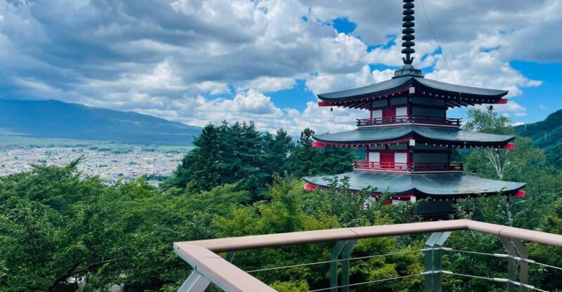 Tokyo:Mount Fuji Private Tour With English Speaking Guide - Mount Fujis 5th Station