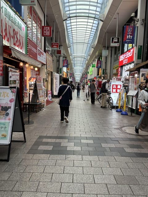 Tokyos Neighborhood Digs: Coffee, Records & Vintage Vibes - Discovering Nakano Broadways Anime and Manga Treasures