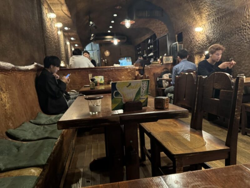 Tokyos Neighborhood Digs: Coffee, Records & Vintage Vibes - Understanding the Impact of the Bubble Era on Tokyos Subcultures