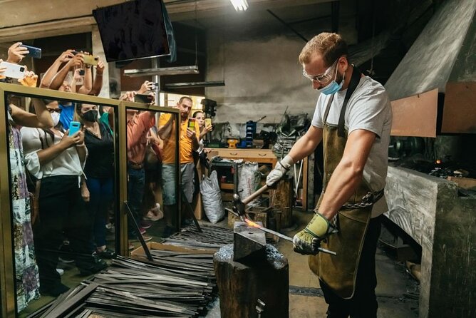 Toledo Experience Tour From Madrid With Optional Toledo Cathedral - Exploring Toledo