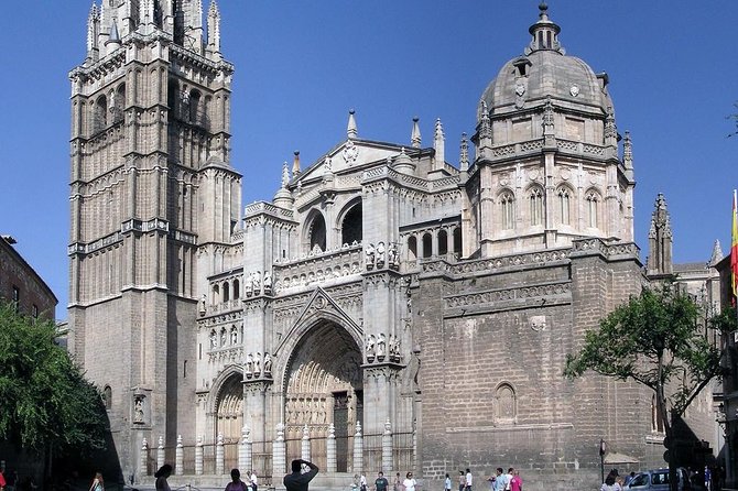 Toledo Full-Day Walking Tour With Guide From Madrid - Tour Structure