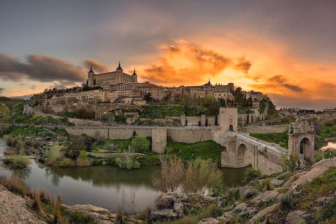 Toledo Half Day Tour with Cathedral, St Tome Church & Synagoge - The Sum Up