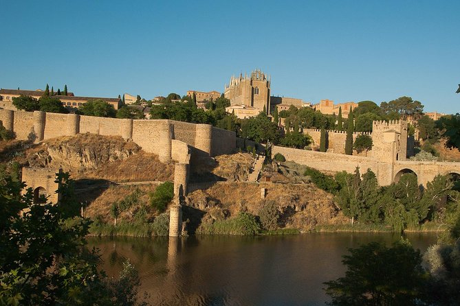 Toledo Highlights Tour for Explorers From Madrid - Exploring Toledos Highlights